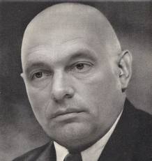 SZIGORÚAN ŐRZÖTT LIFTEK - a kéményseprő egyszer sem csenget?! - L. Alex ...