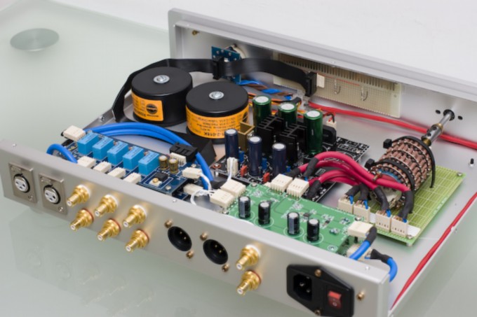 „Van aki a fülének épít, és van, aki a műszereinek” – interjú Bodnár ...