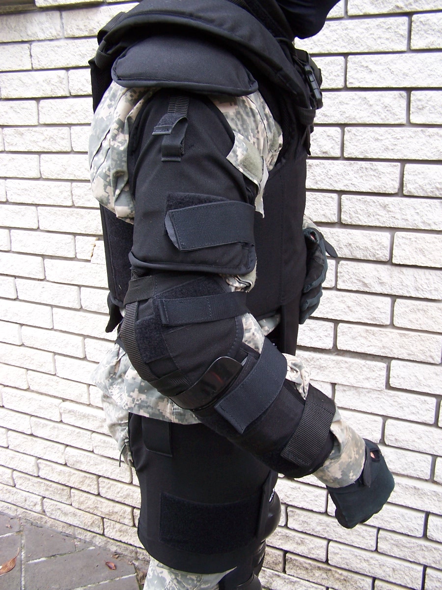 CPE Riot Equipment In-Front testprotektorok - Combat Gear Blog