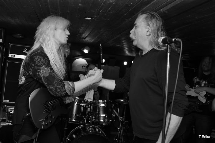 Rendhagyó beszámoló a P. Mobil 2014-es „Élve vagy Halva” turnéjáról II ...