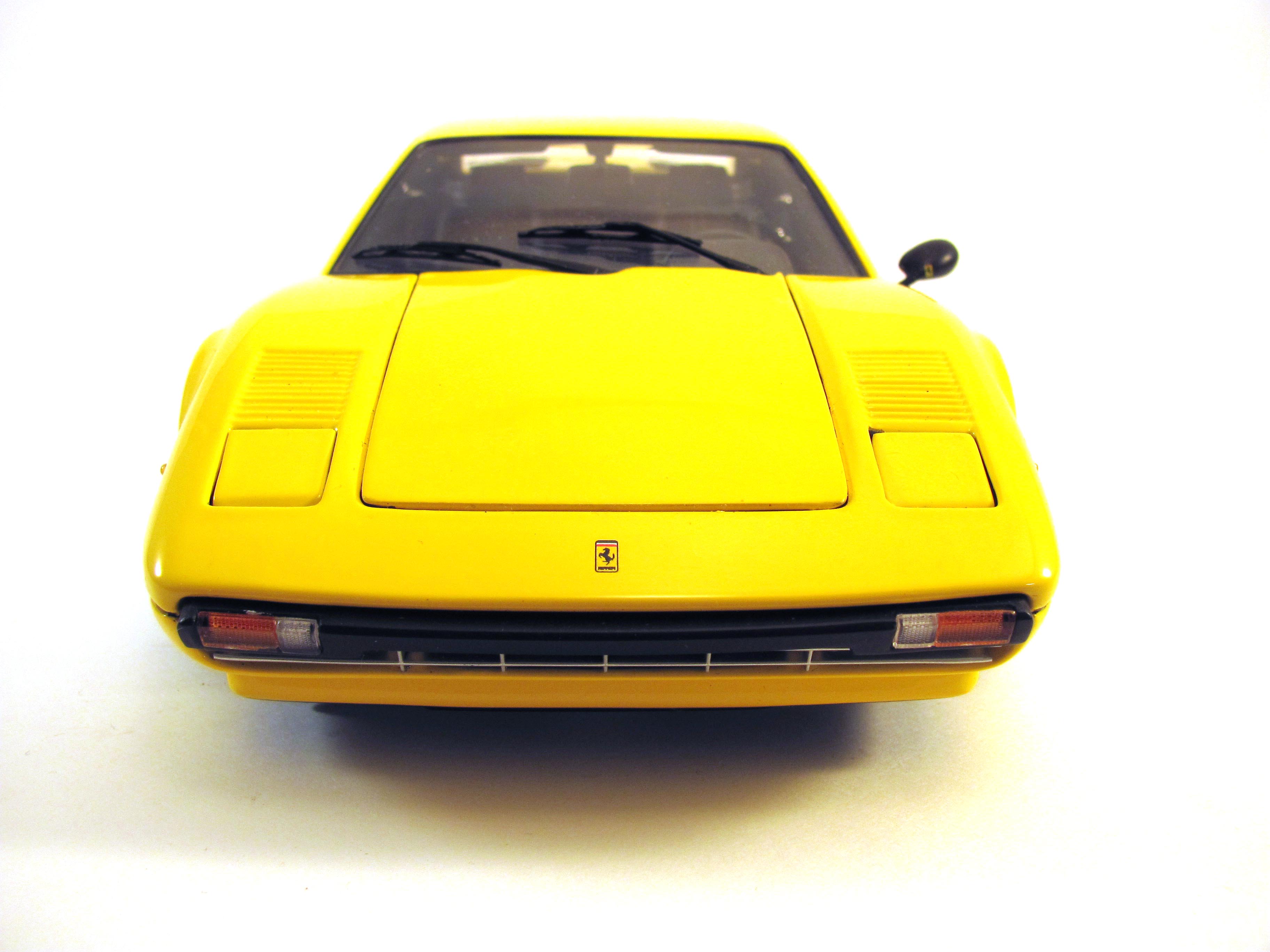 Kyosho Ferrari 308 GTB - Ferrari 1:18