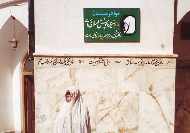 163. Jó Iránba mentünk 1. - Neccharisnya a csador alatt? - fotelkalandor