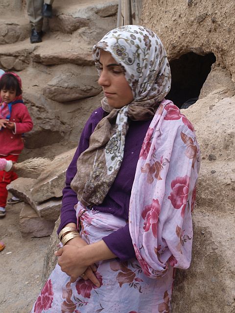 163. Jó Iránba mentünk 1. - Neccharisnya a csador alatt? - fotelkalandor