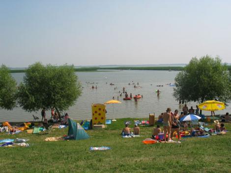 A TISZA-TÓ STRANDJAI - Gyere a Tisza-tóra