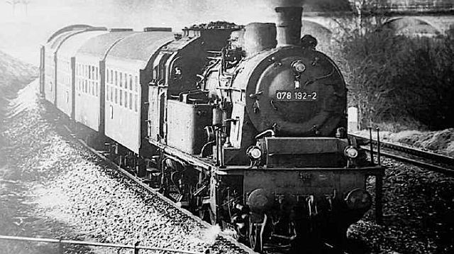 A falon át (harmadik rész) - Passport