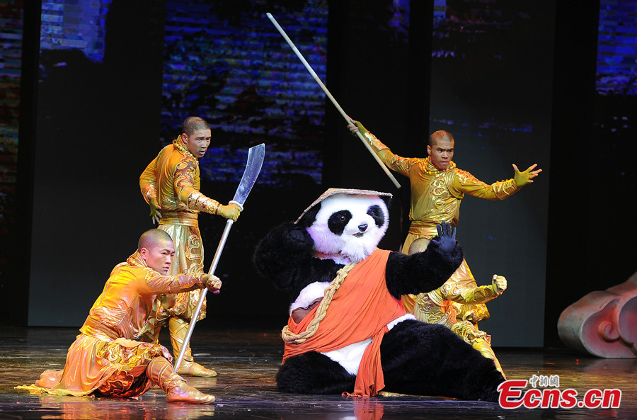Las Vegas - a PANDA! kínai show első előadása - Pekingi Kacsa
