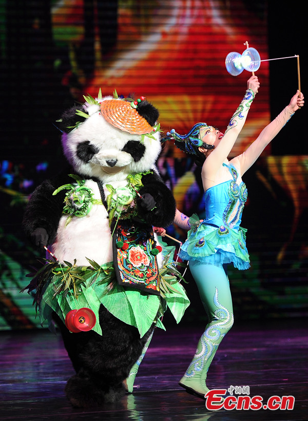 Las Vegas - a PANDA! kínai show első előadása - Pekingi Kacsa