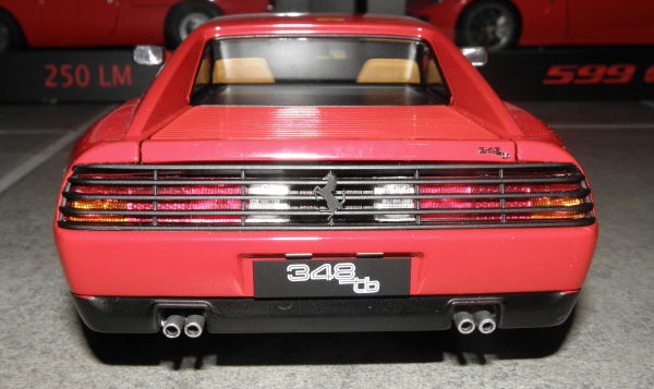 Bemutató: Hotwheels Elite Ferrari 348 tb 1:18 - A mini Testarossa ...